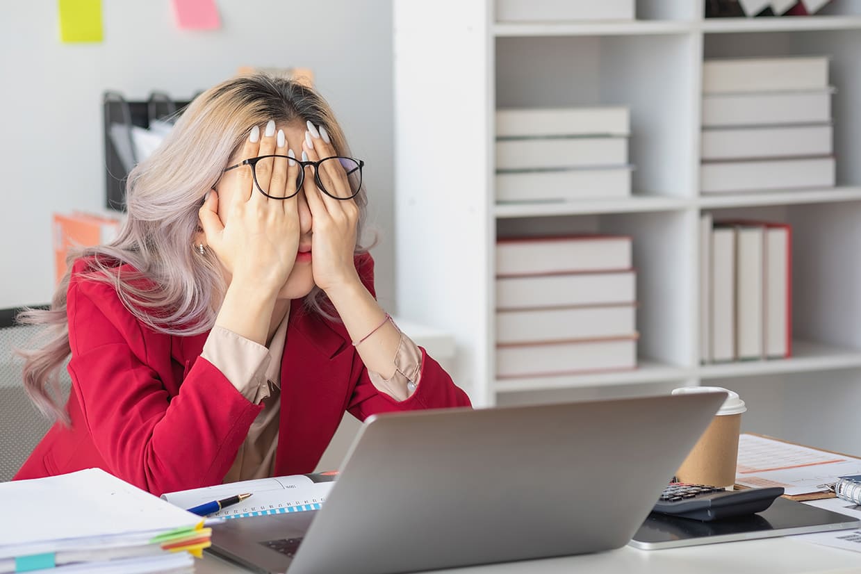 Burnout: Gejala, Penyebab, dan Cara Mengatasinya